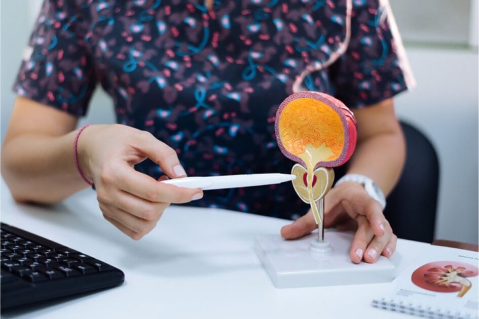 How to Treat Female Urinary Incontinence - AZGyn